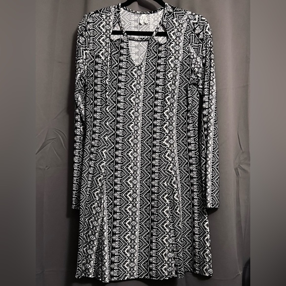 Mudd | Dresses | Mudd Cutout Neck Tribal Dress | Poshmark